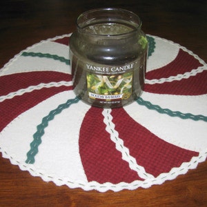 Peppermint Candy Mat Pattern, Wool Applique, Table Mat, Tree Skirt - Etsy