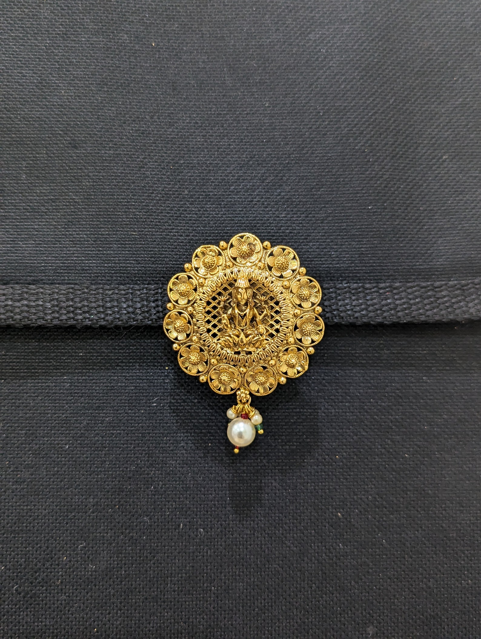 Indian Saree Brooch / Saree Pin / Clip on Brooches / Lakshmi Ji Indian ...