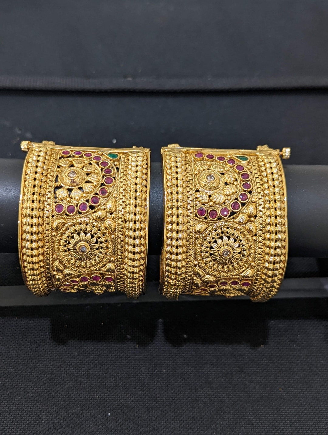 Grand Bangles / Filigree Semicircle Design / Indian Bangles ...