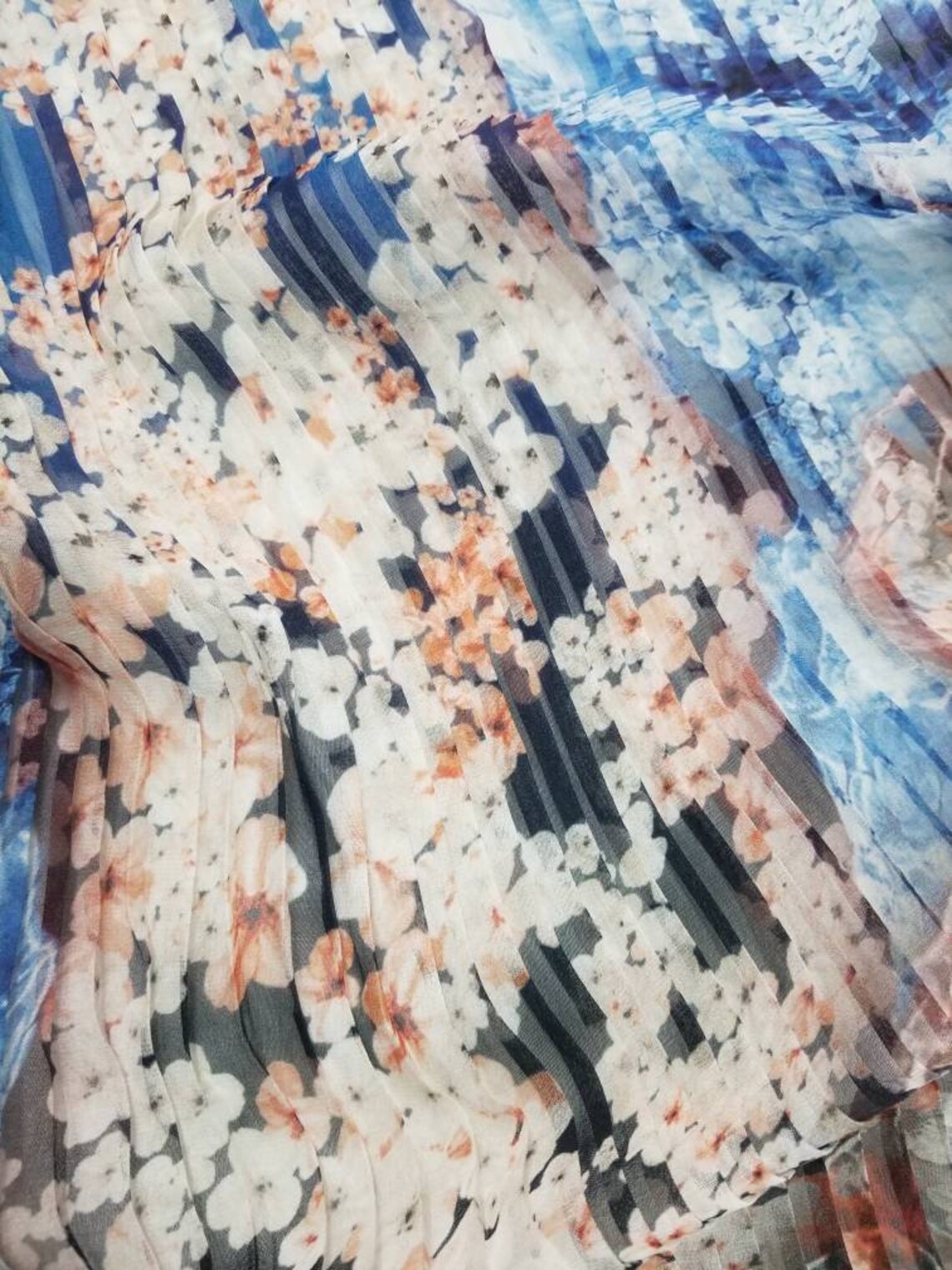 Pleated Printed Silk Chiffon Fabric Usable for Apparel,accessories and ...