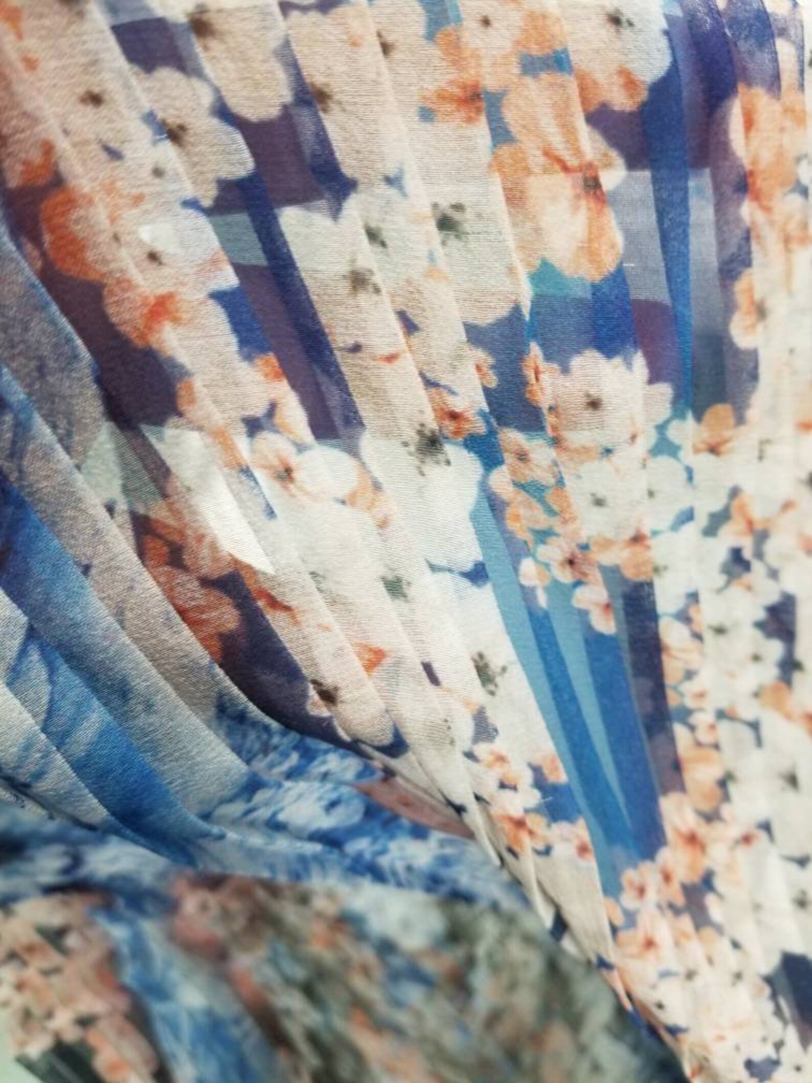 Pleated Printed Silk Chiffon Fabric Usable for Apparel,accessories and ...