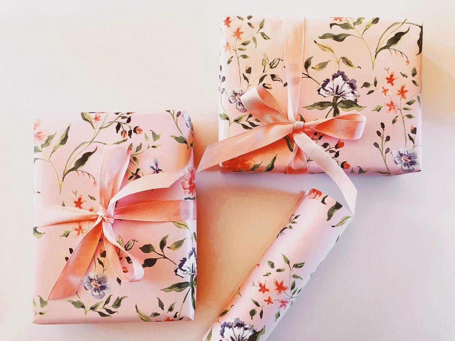 Wrapping Paper: Blue and Blush Vintage Floral Christmas | Etsy