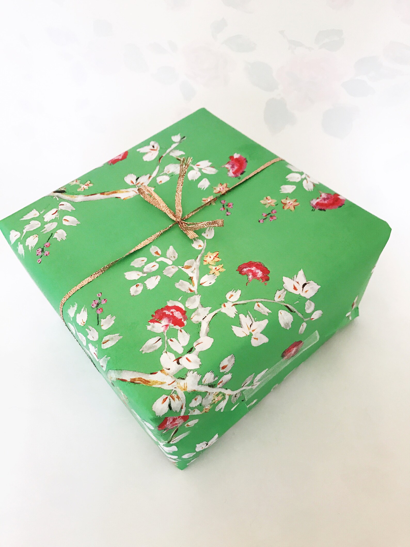 Chic Wrapping Paper: Jade Chinoiserie Gift Wrap pink and | Etsy