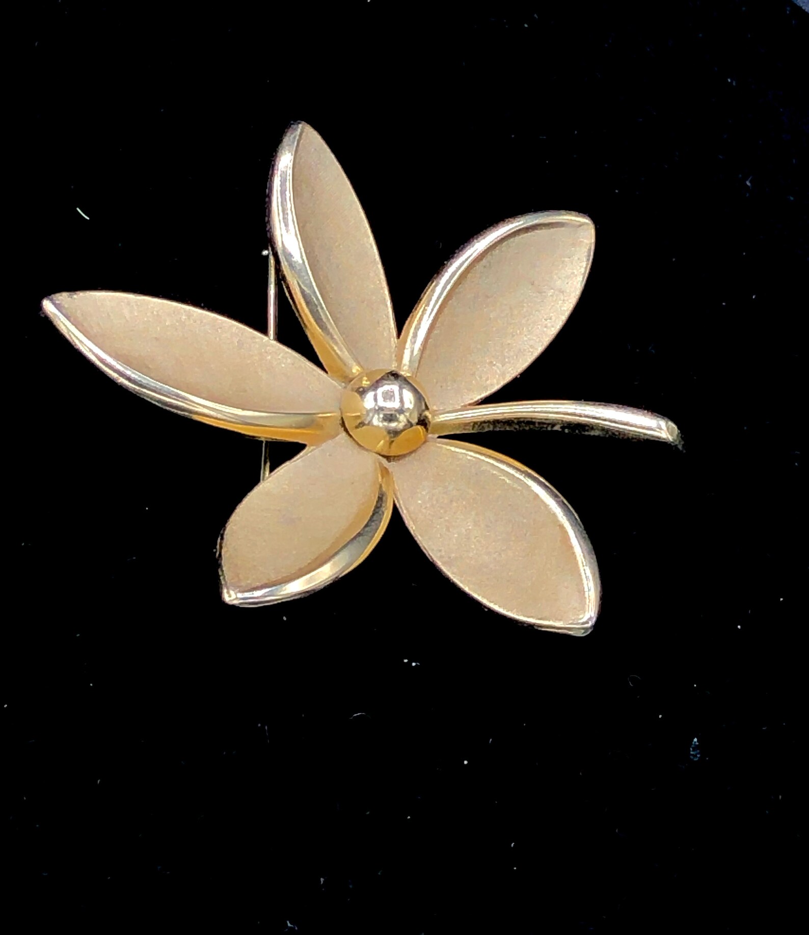 Crown Trifari Flower Brooch - Etsy