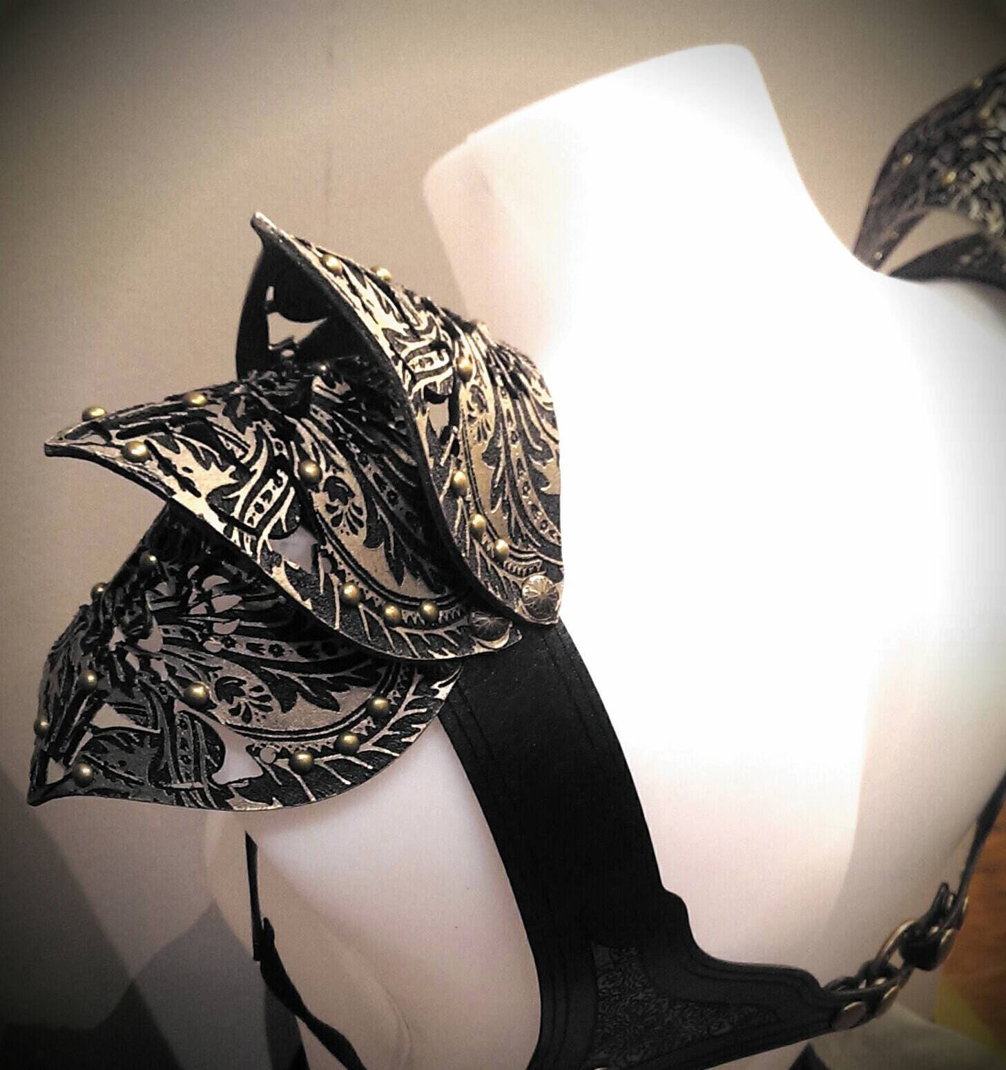 Epaulette Shoulder Harness Leather Pauldron Leather Spaulder - Etsy