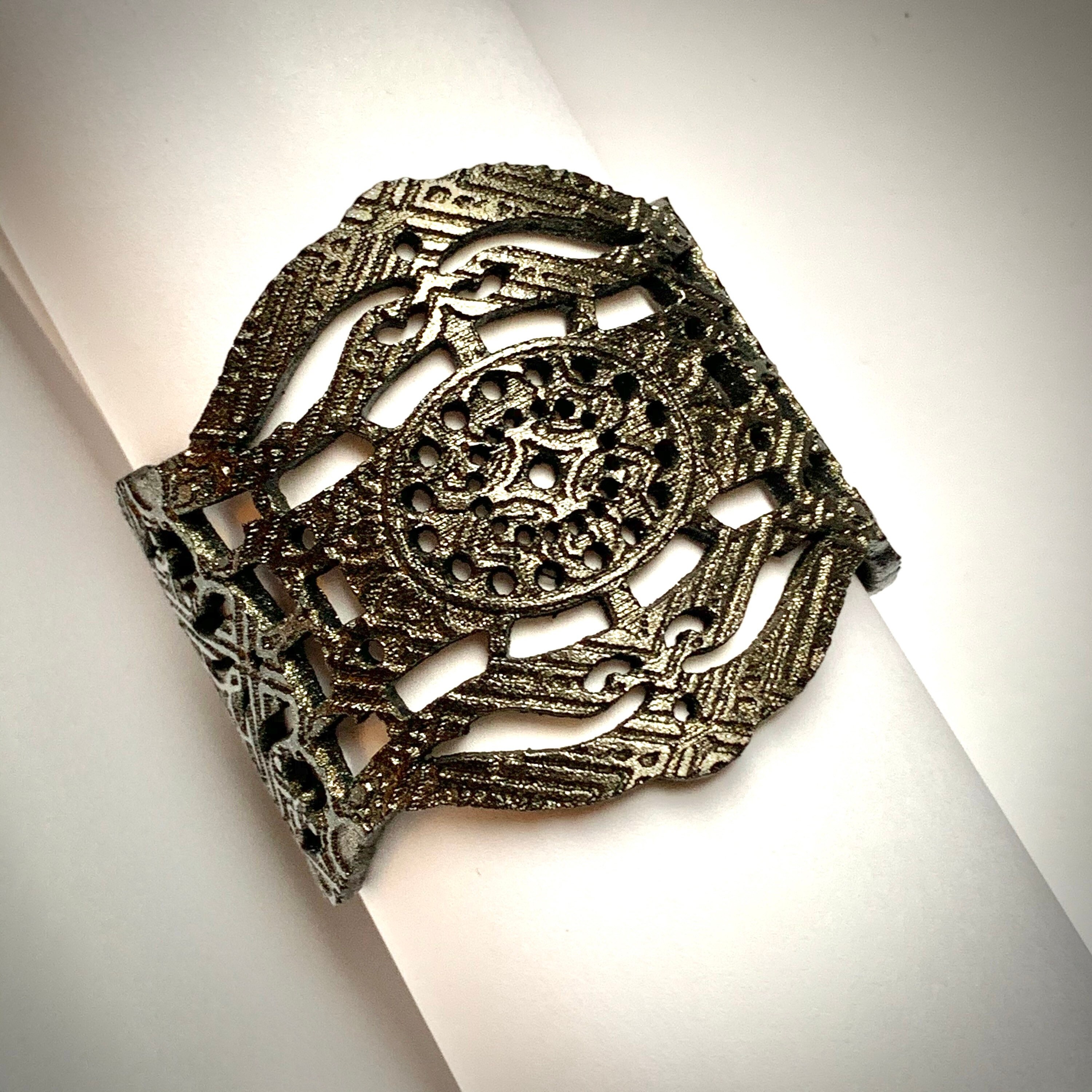 Filligree Lace Leather Cuff Art Nouveau Laser Engraved - Etsy