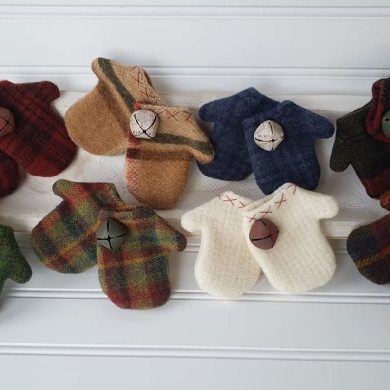 Mitten Ornament - Etsy