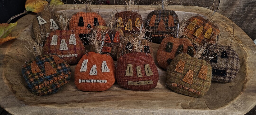 Folkart Wool Halloween Jacks Set~jack O Lantern Cupboard Tuck Hanger ...