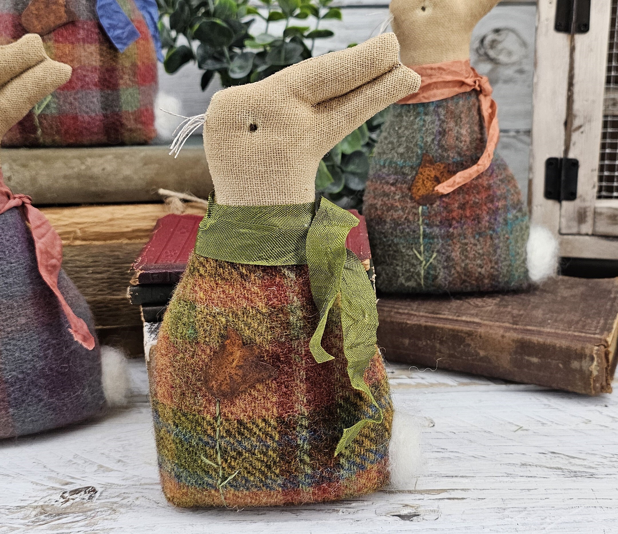 Folkart Wool Bunny With Rusty Tulip: Primitive Spring Decor - Etsy