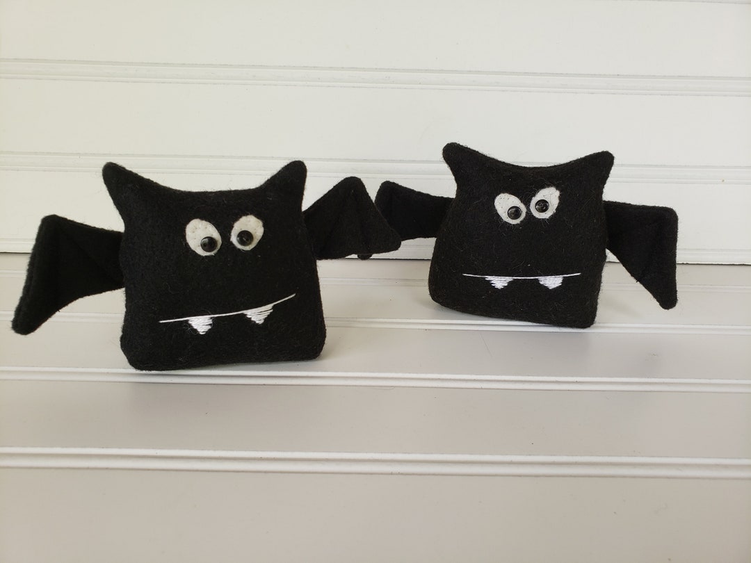 Bat Shelf Sitter - Halloween Bat Home Decor - Fall Bats - Primitive Bat ...