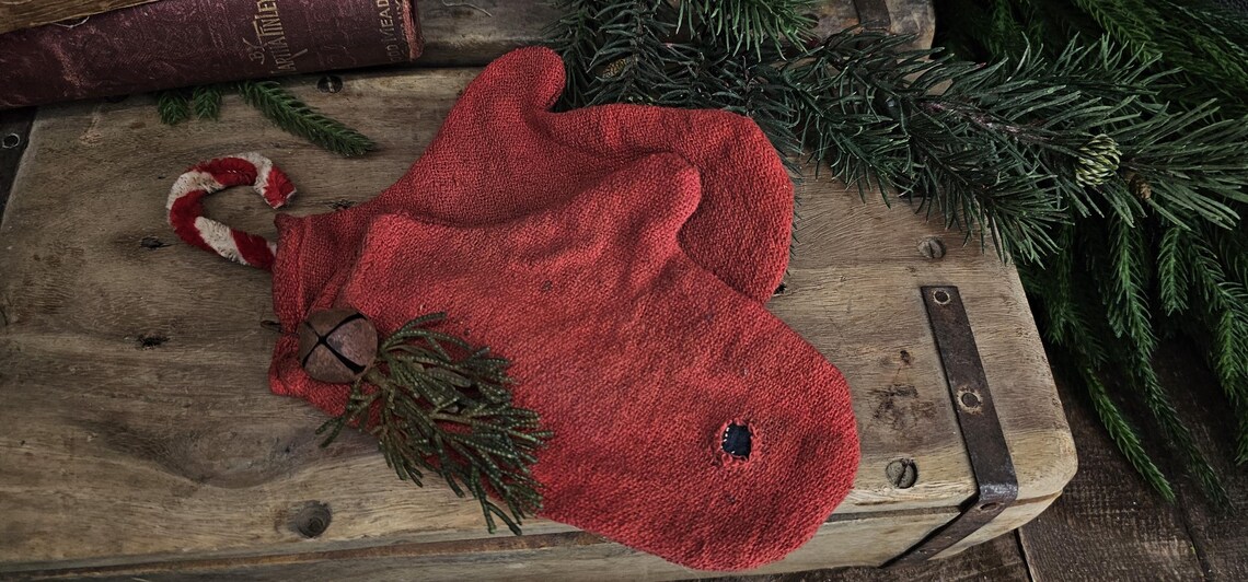 Vintage Christmas Mittens - Rustic Old Winter Mittens - Attic Home ...