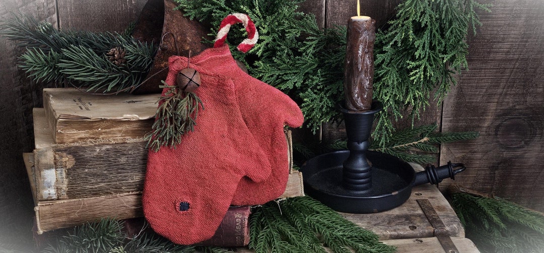 Vintage Christmas Mittens - Rustic Old Winter Mittens - Attic Home ...