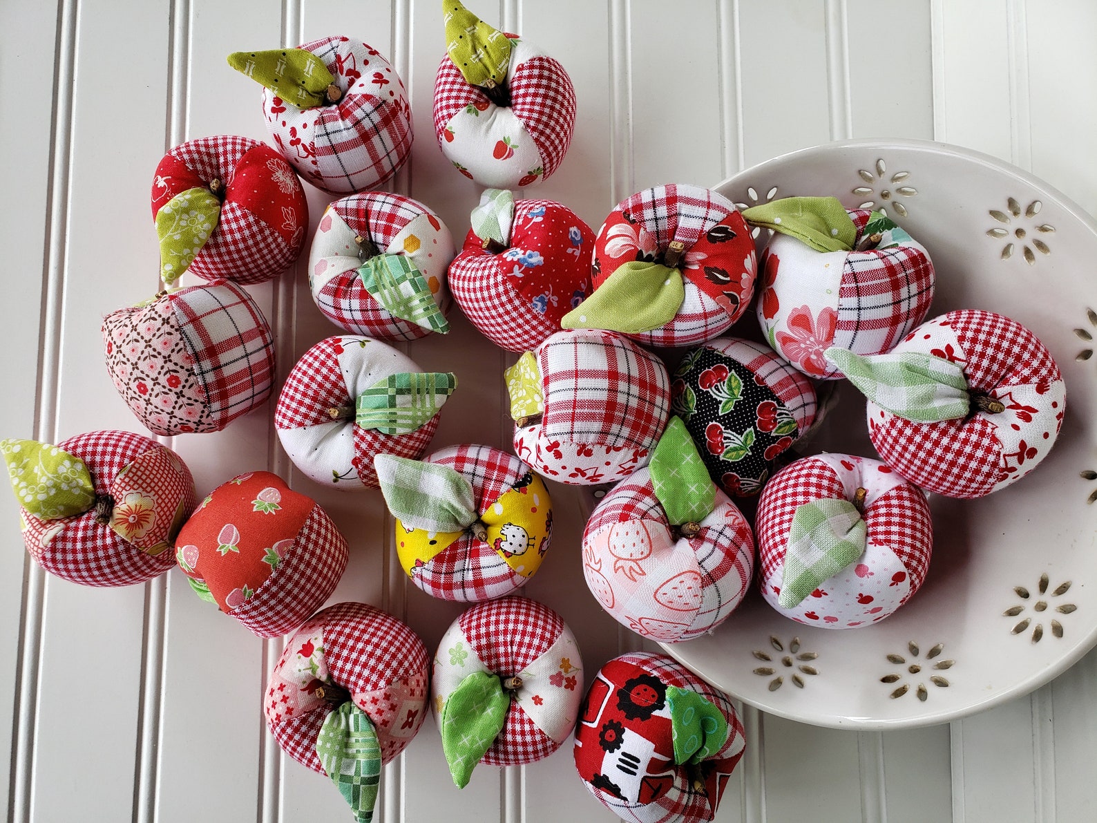 Patchwork Apple Bowl Filler Country Apple Summer Apple - Etsy Canada