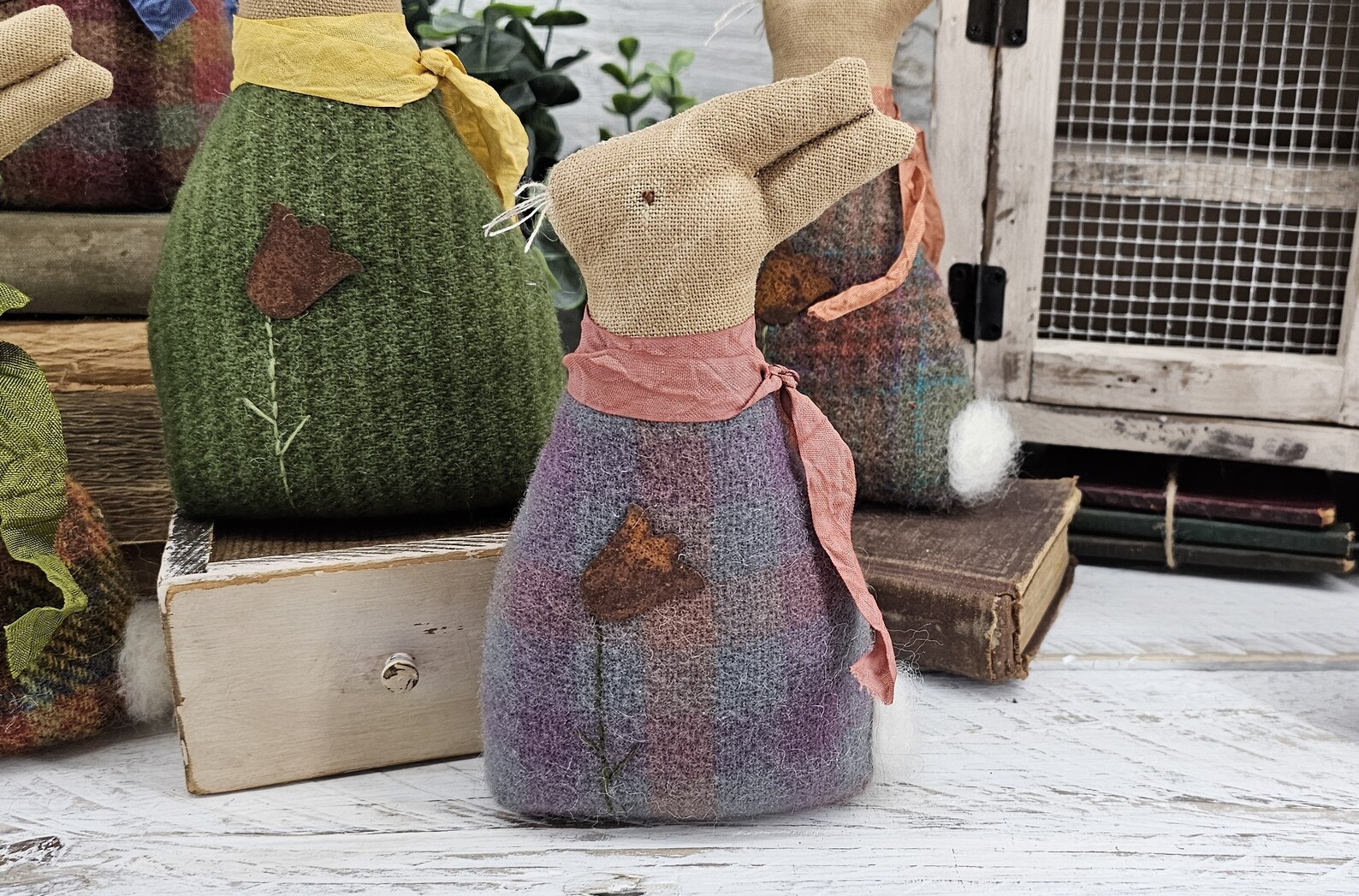 Folkart Wool Bunny With Rusty Tulip: Primitive Spring Decor - Etsy