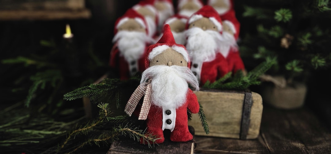 Primitive Folk Art Santa - Tiered Tray Christmas Santa Home Decor ...