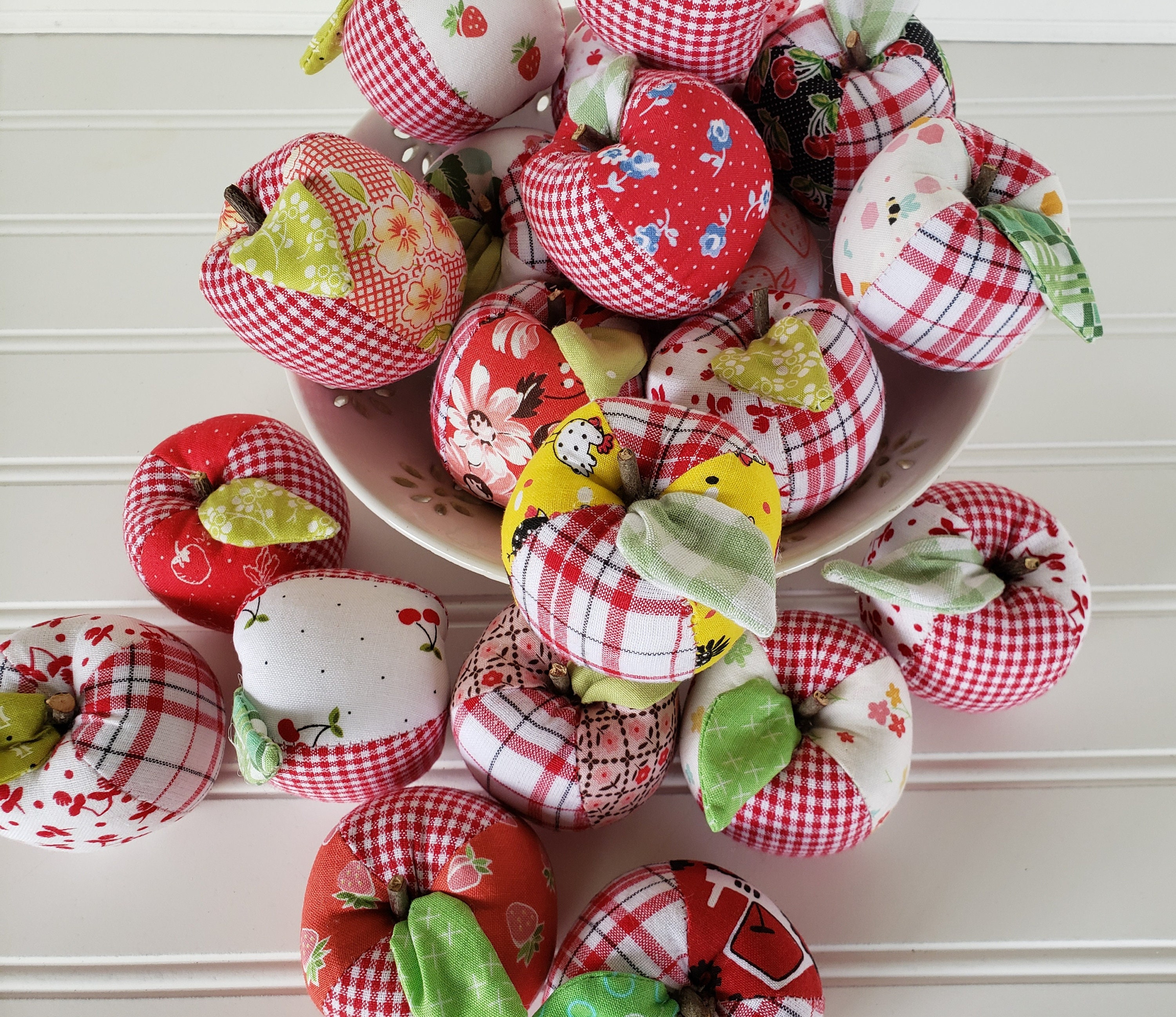 Patchwork Apple Bowl Filler Country Apple Summer Apple - Etsy Canada