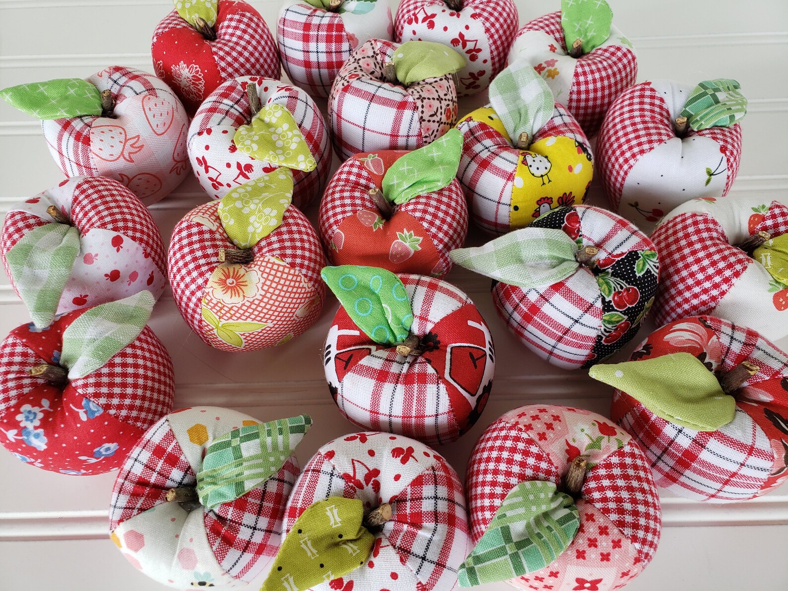 Patchwork Apple Bowl Filler Country Apple Summer Apple - Etsy