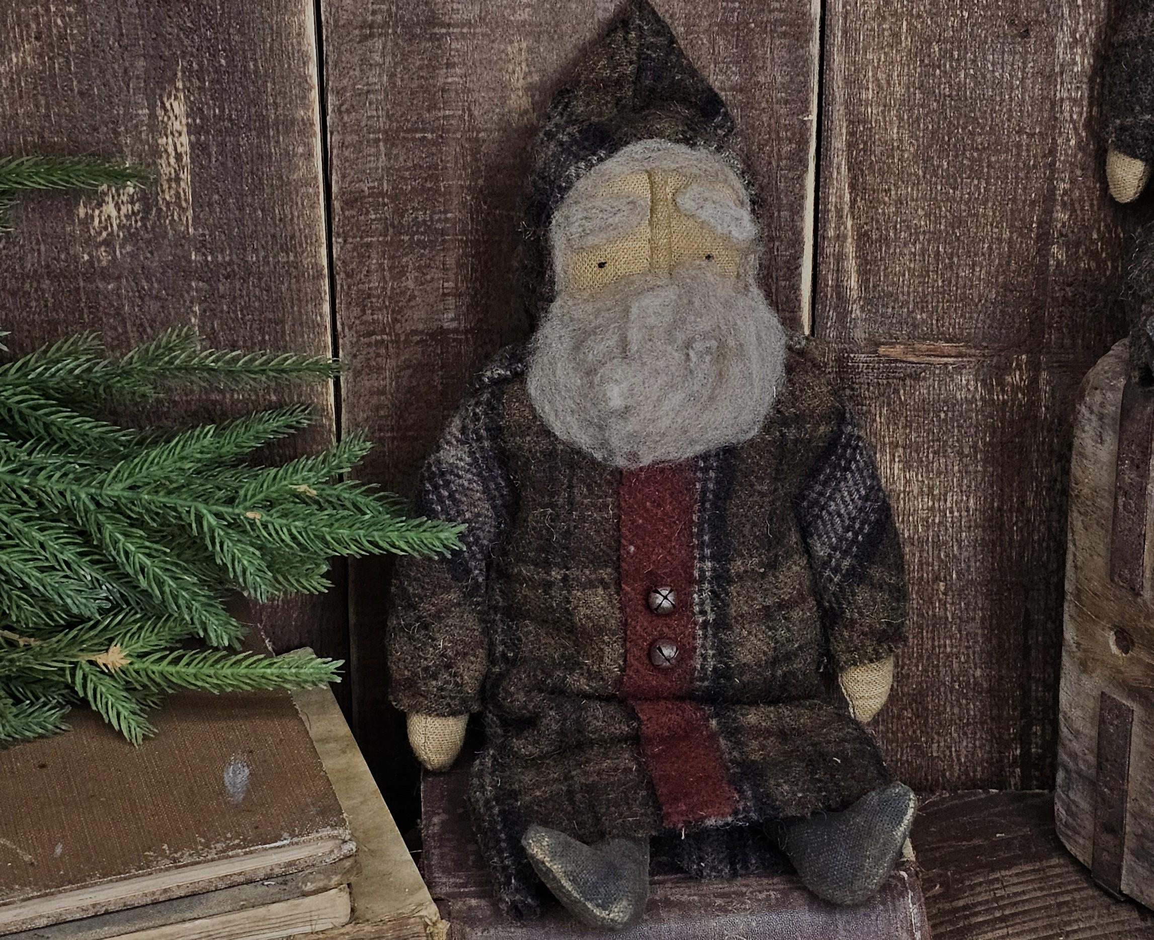 Primitive Wool Santa Claus – Rustic Christmas Tiered Tray Décor ...