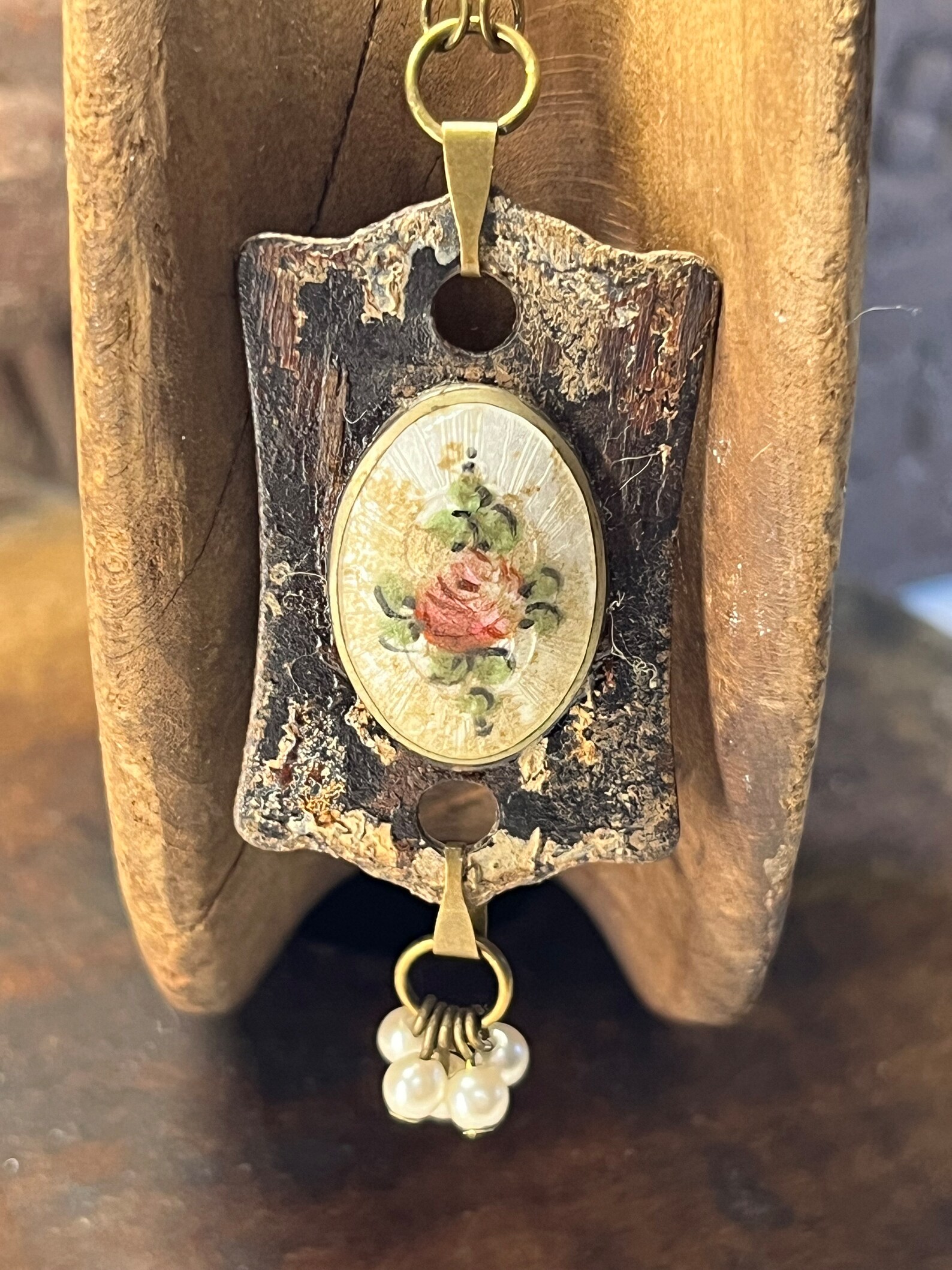 Vintage Skeleton Key Cover Necklace With Rose and Pearl Accent - Etsy