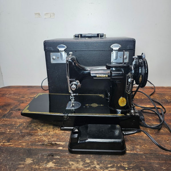 Singer Featherweight 221 Sewing Machine - Etsy