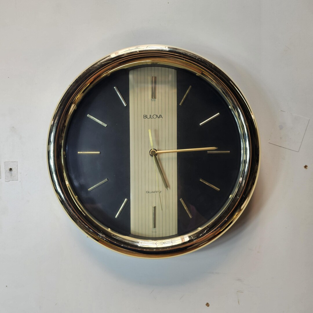Vintage Bulova Wall Clock - Etsy