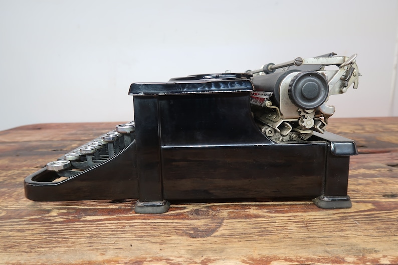 Royal Portable Typewriter With Case 1931 2nd Model Gull Wing - Etsy