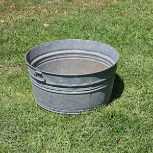 Vintage Round Galvanized Steel Wash Tub 24 Dia X 11.75 H - Etsy