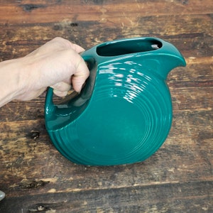 Fiestaware Disc Water Pitcher Evergreen Large 67 Oz. - Etsy