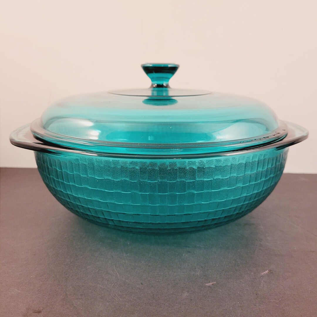 PYREX RARE Peacock Teal Turquoise Basketweave 2 QT-2L Covered Casserole ...
