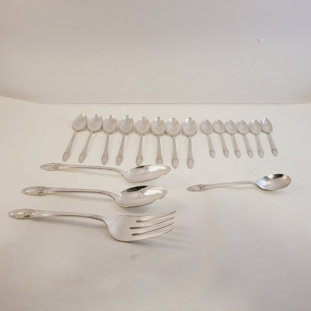 1847 Rogers Bros First Love Pattern-teaspoons-coffee Spoons-serving ...