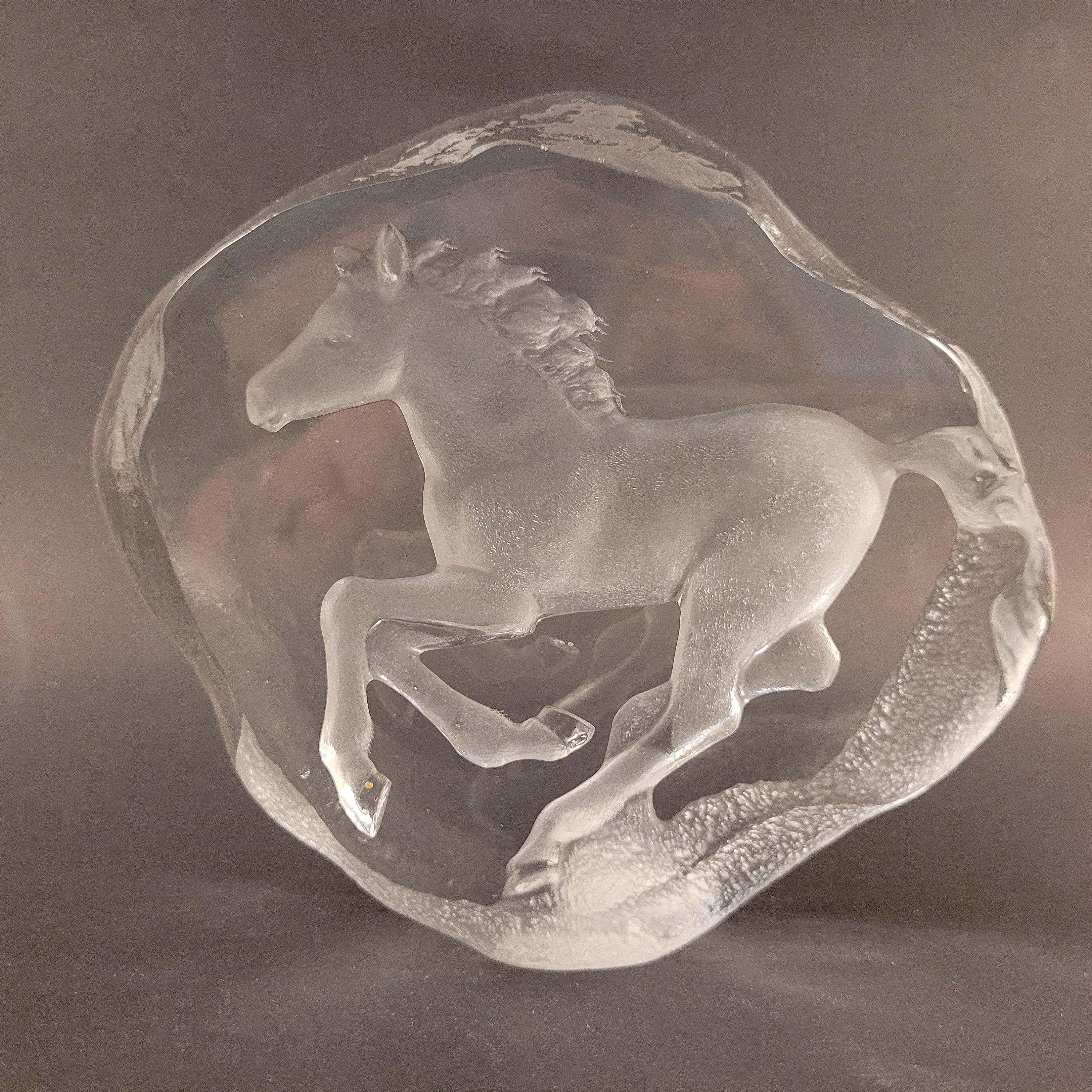 Mats Jonasson Crystal Running Horse Paperweight Signed 1995-signature ...