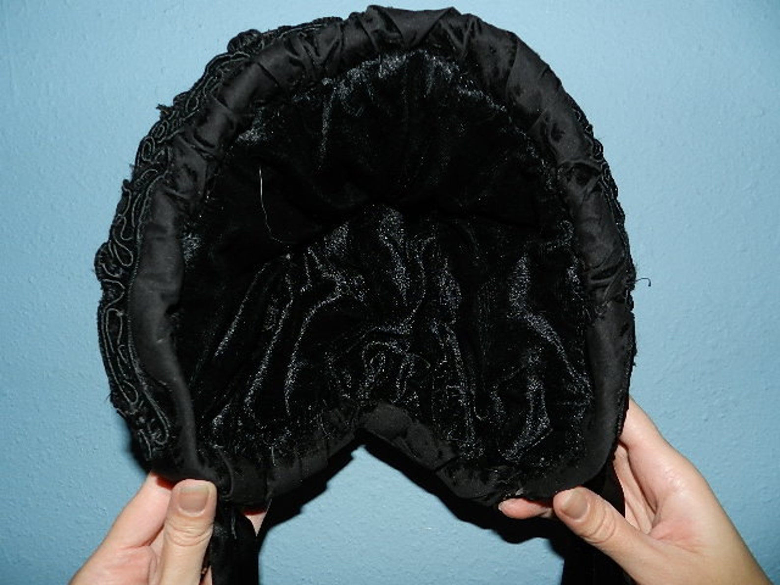 Antique Victorian Black Velvet Bonnet - Etsy