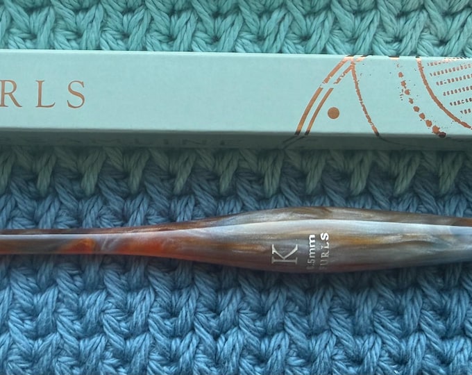 Furls Limited Edition Ember Streamline Resin Crochet Hook, K 6.5 Mm - Etsy