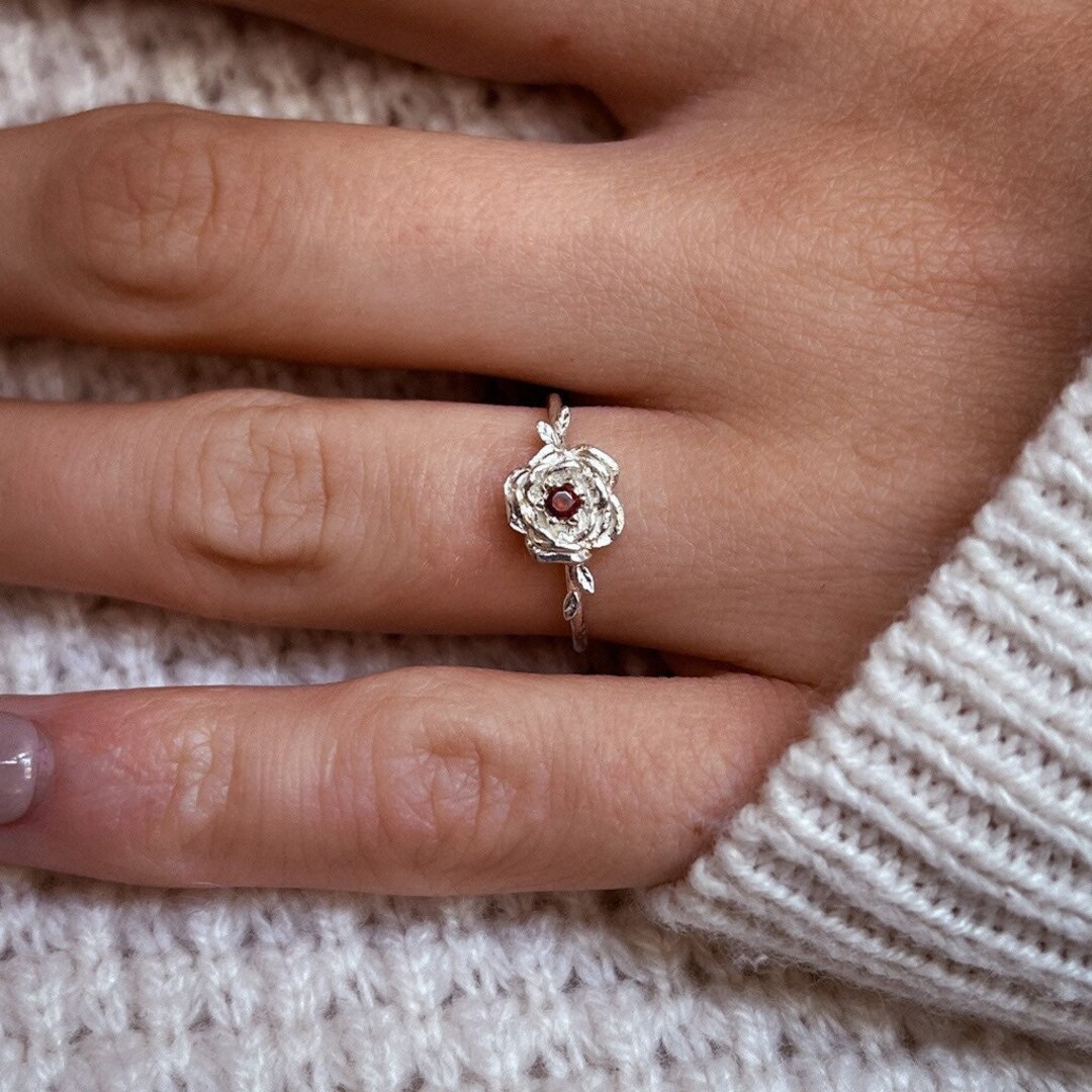 Carnation Ring January Birth Flower Ring Garnet 14k Solid - Etsy