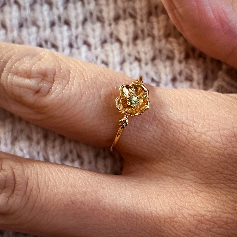 Poppy Ring August Birth Flower Ring Peridot 14k Solid - Etsy
