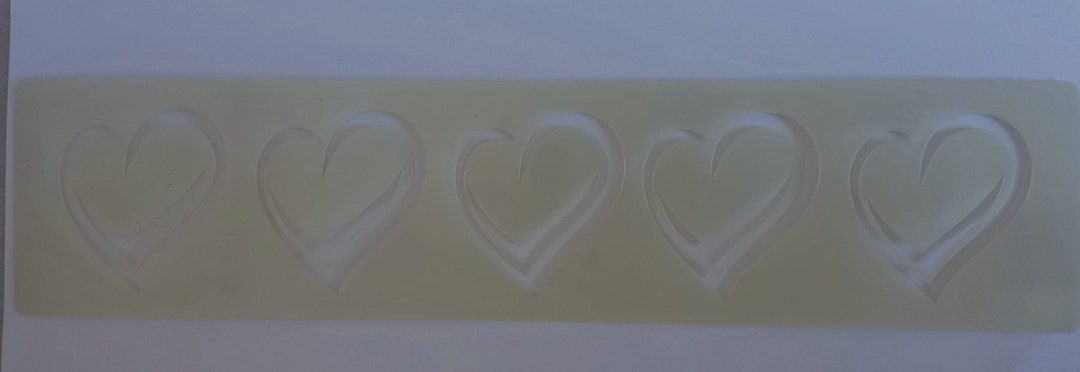 3 X Heart Wall Decor Stencils Strips for Decoration Craft Hobby Borders ...
