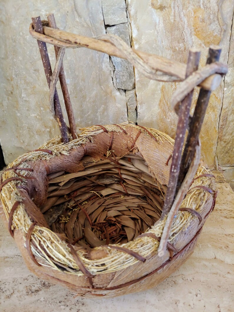 Handmade Rustic Willow Branch Basket, Woven Twine - Etsy Canada