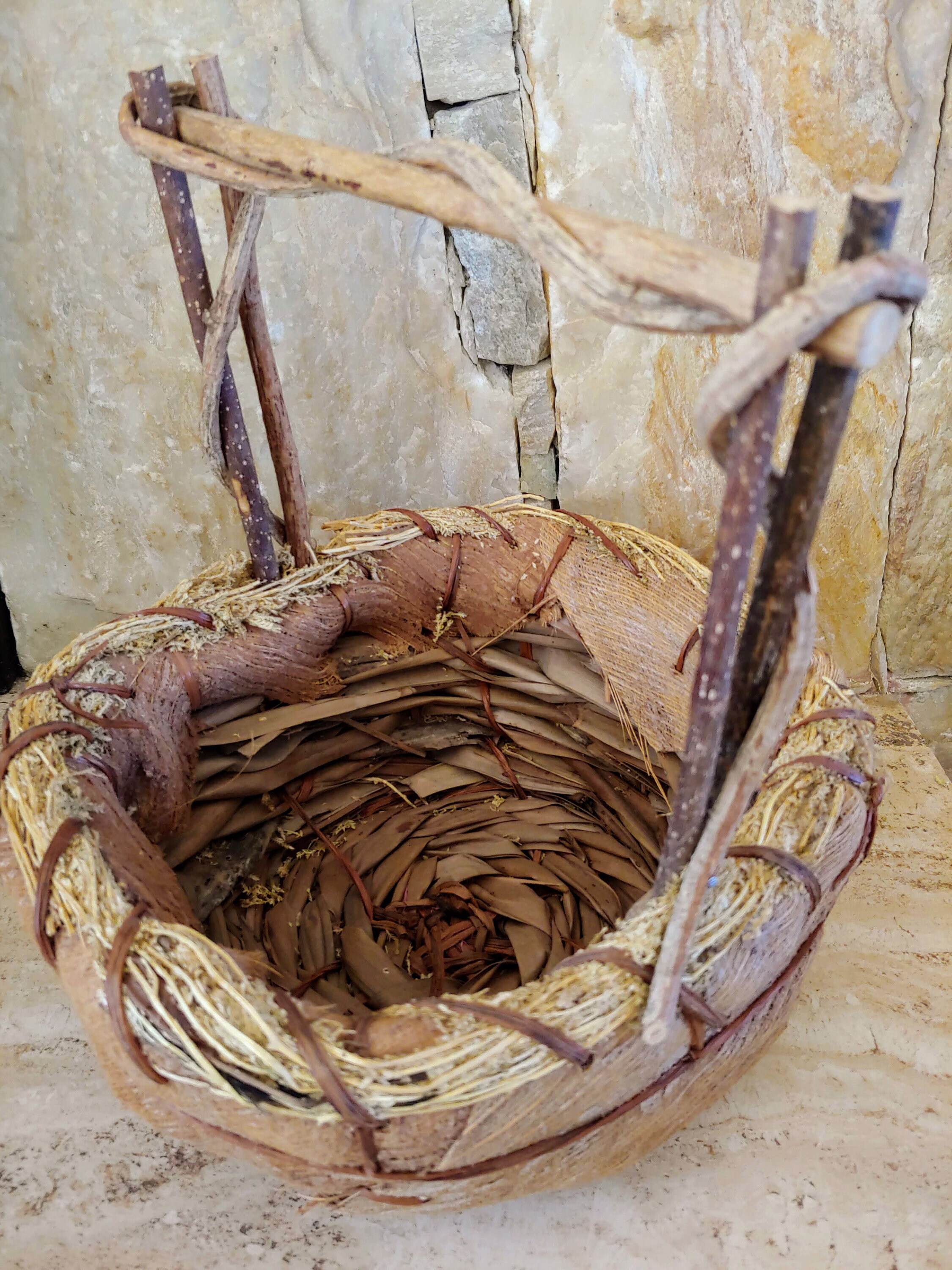 PRIMITIVE Rustic Basket / Handmade Willow Branch, Woven Reed, and Twine ...
