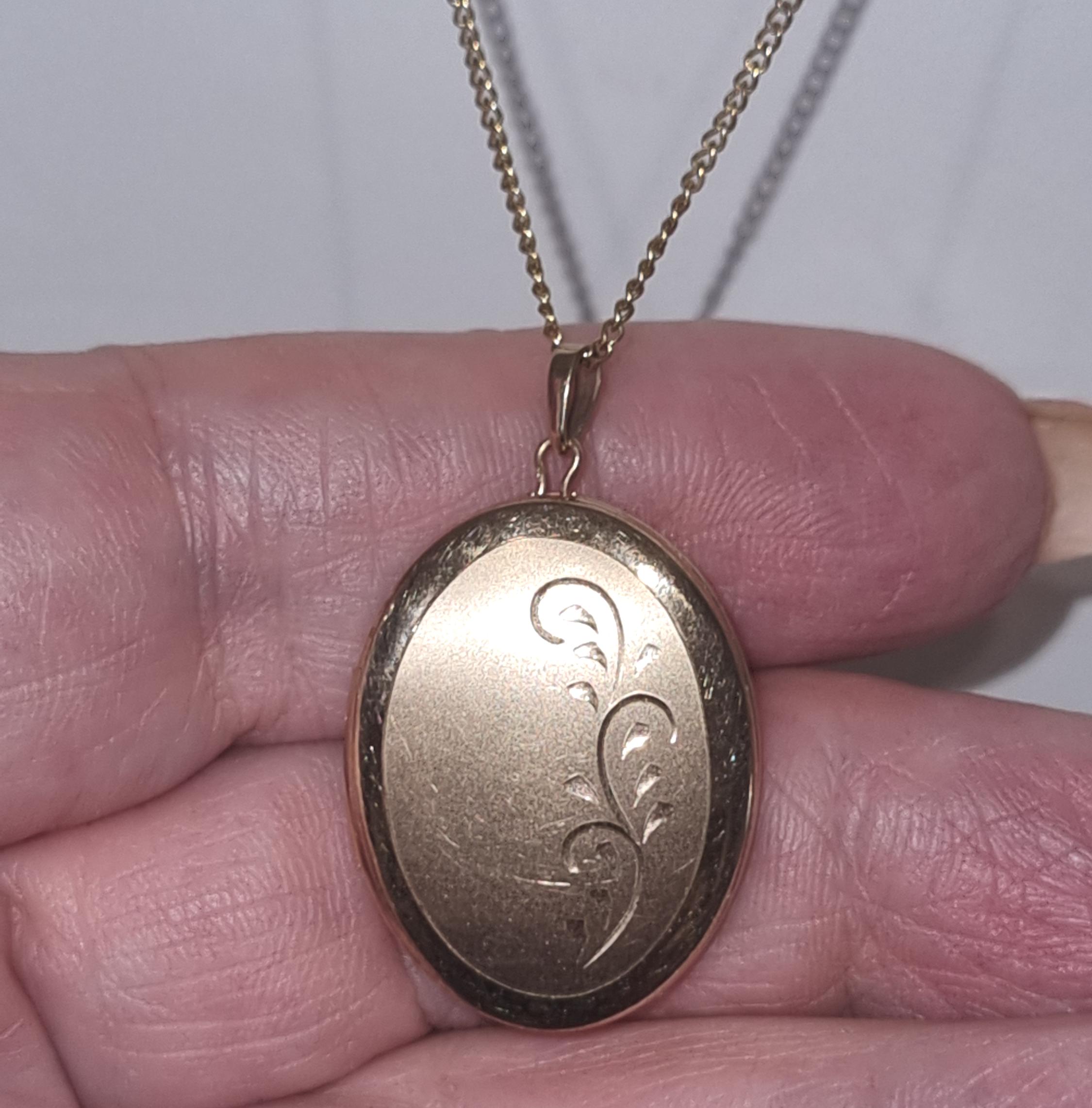 Vintage 14k Gold Filled Oval Photo Locket 12k Gf Chain C1950s-70s USA ...