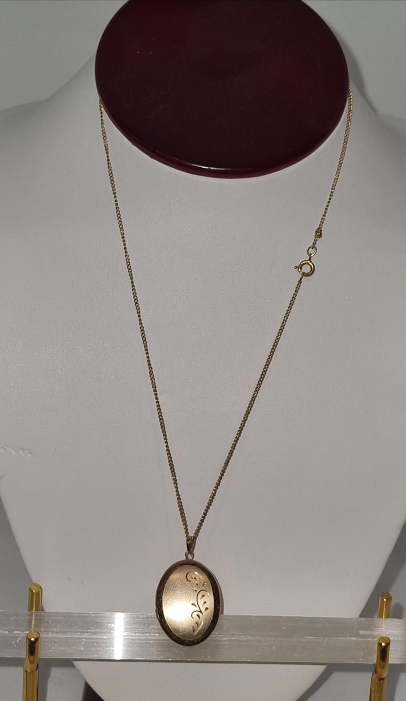 Vintage 14k Gold Filled Oval Photo Locket 12k Gf Chain C1950s-70s USA ...