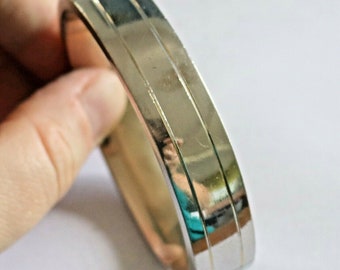 C1950s Vintage 12k White Gold Filled Bangle Bracelet C1950s Vintage 12k White Gold Filled Bangle Bracelet