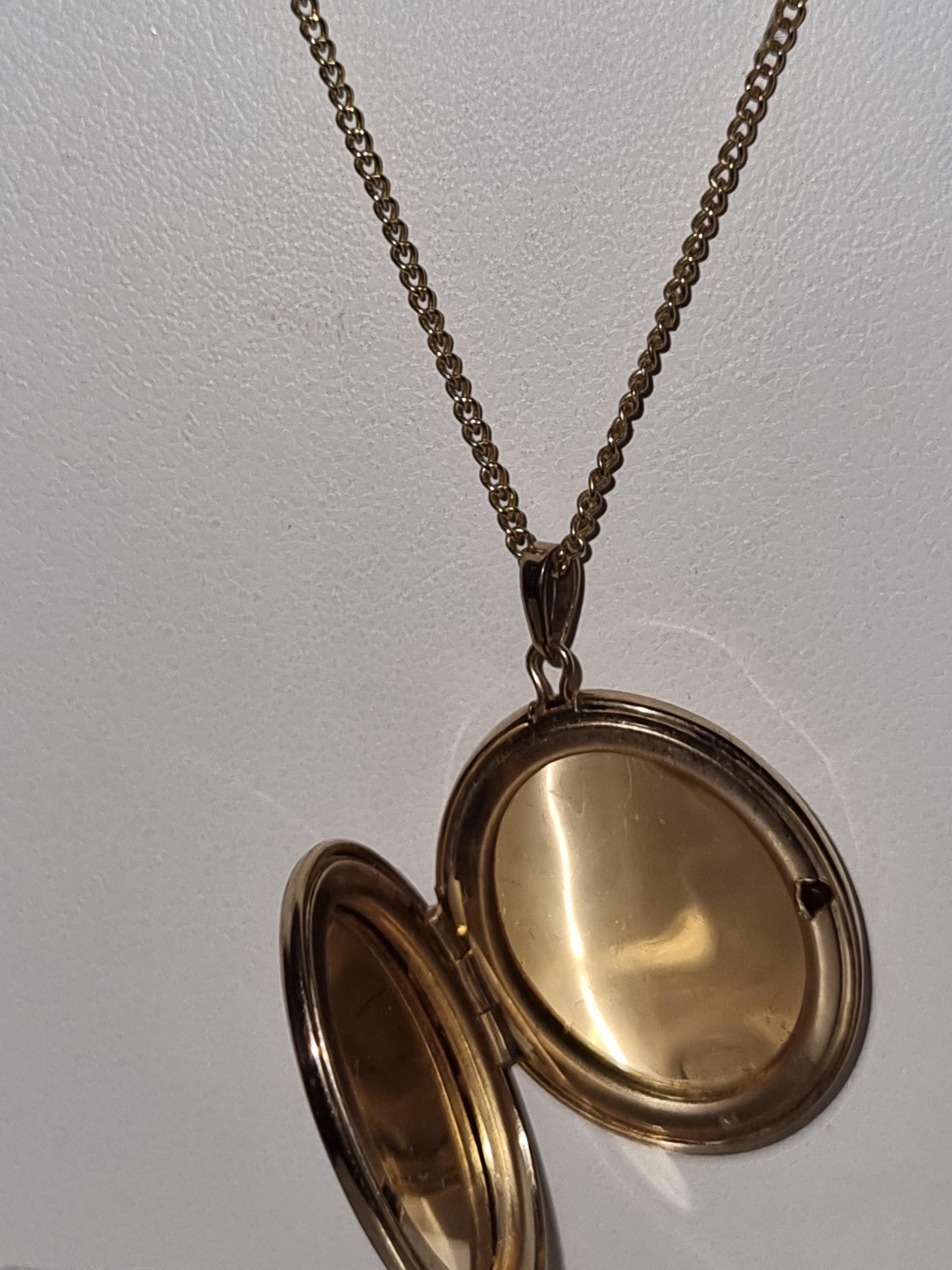 Vintage 14k Gold Filled Oval Photo Locket 12k Gf Chain C1950s-70s USA ...