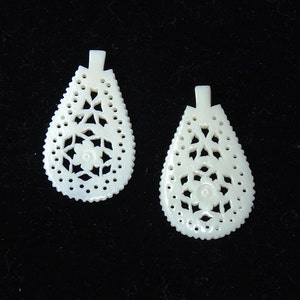 Carved Pierced Bone Pendants White or Black (2) Handcrafted Open Work ...