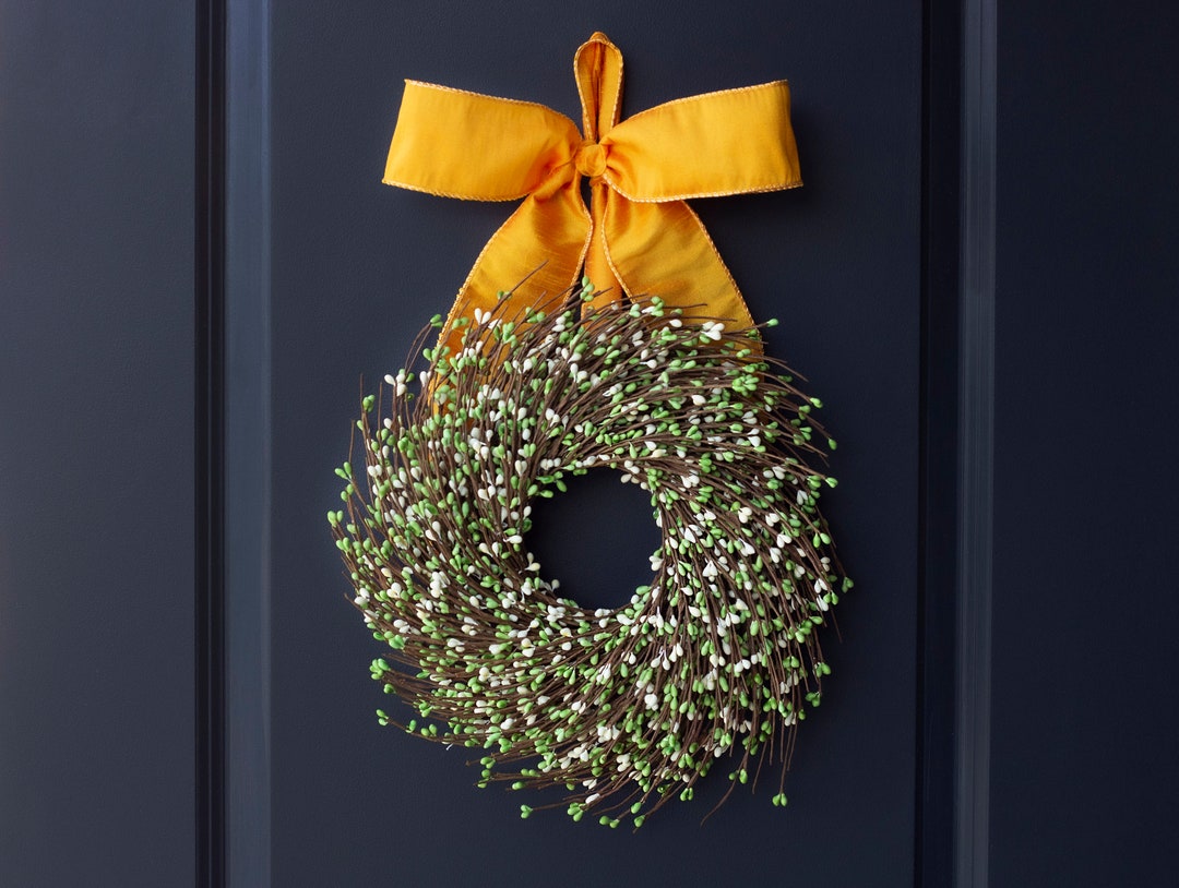 Green & Cream Berry Wreath Year Round Wreath Everyday Wreath Pip Berry ...