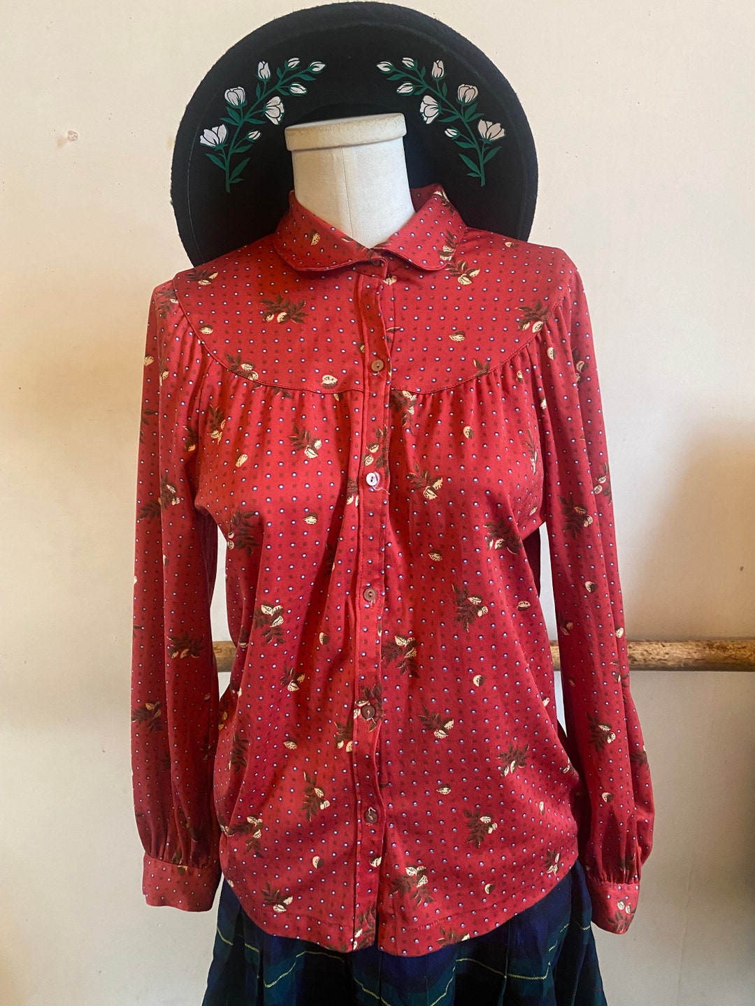 Vintage 70s Red Secretary Cottagecore Blouse With Acorn Leaf Novelty ...