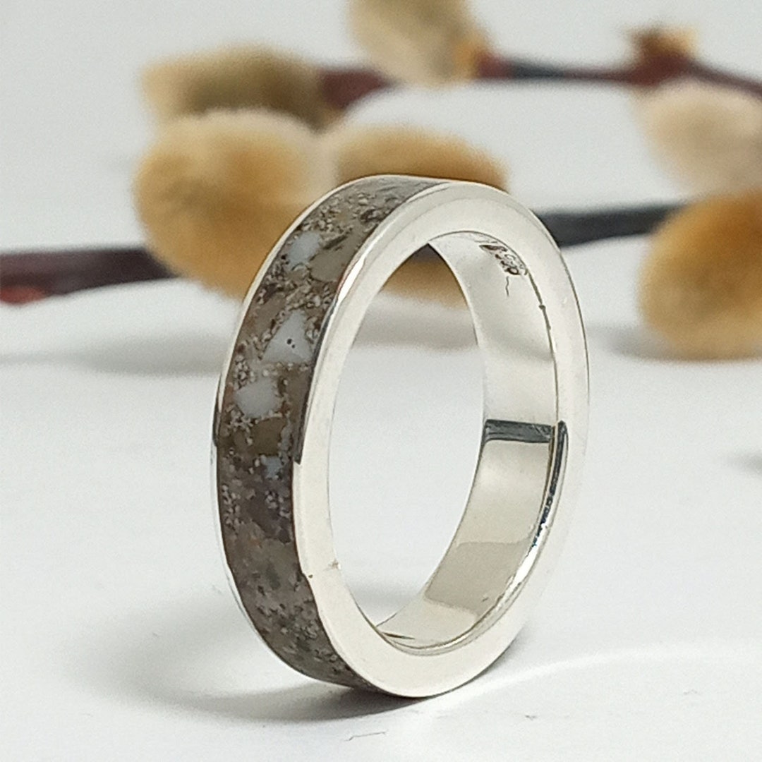 Memorial Cremation Ring With Ashes. Memorial Ring to Keep a Memory - Etsy