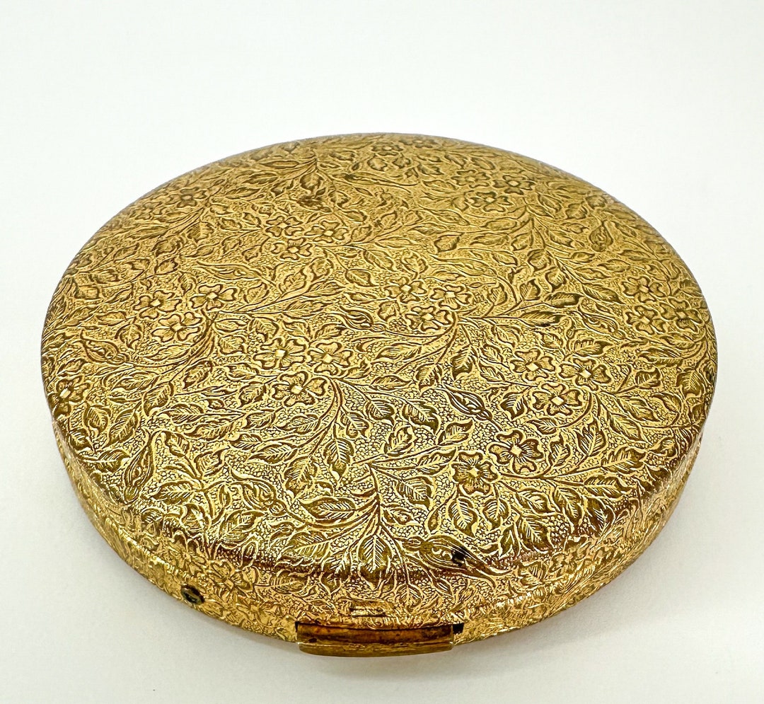 Vintage Powder Compact, 1950s Gold With Floral Etching Powder Compact ...