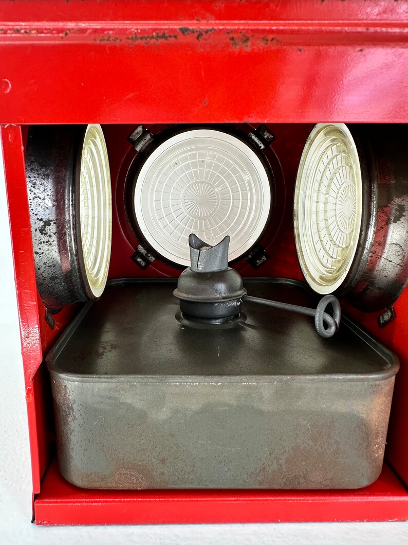 Vintage Chalwyn England Red Railway Signal Lantern BS3143, Kerosene ...