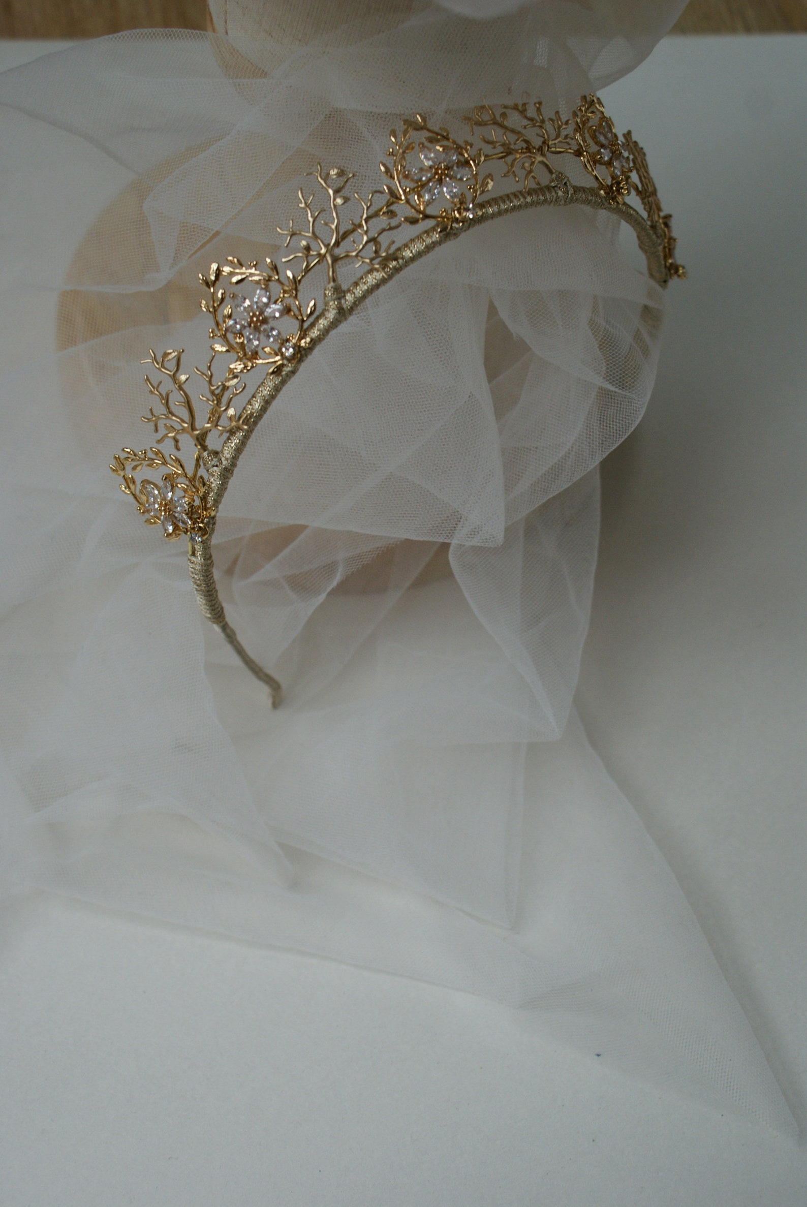 Gold Crown Gold Wedding Tiara Bridal Hair Accessory - Etsy UK