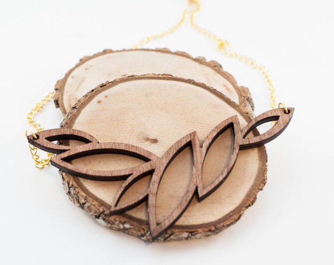 Leaf Pattern Necklace Wood Jewelry - Etsy